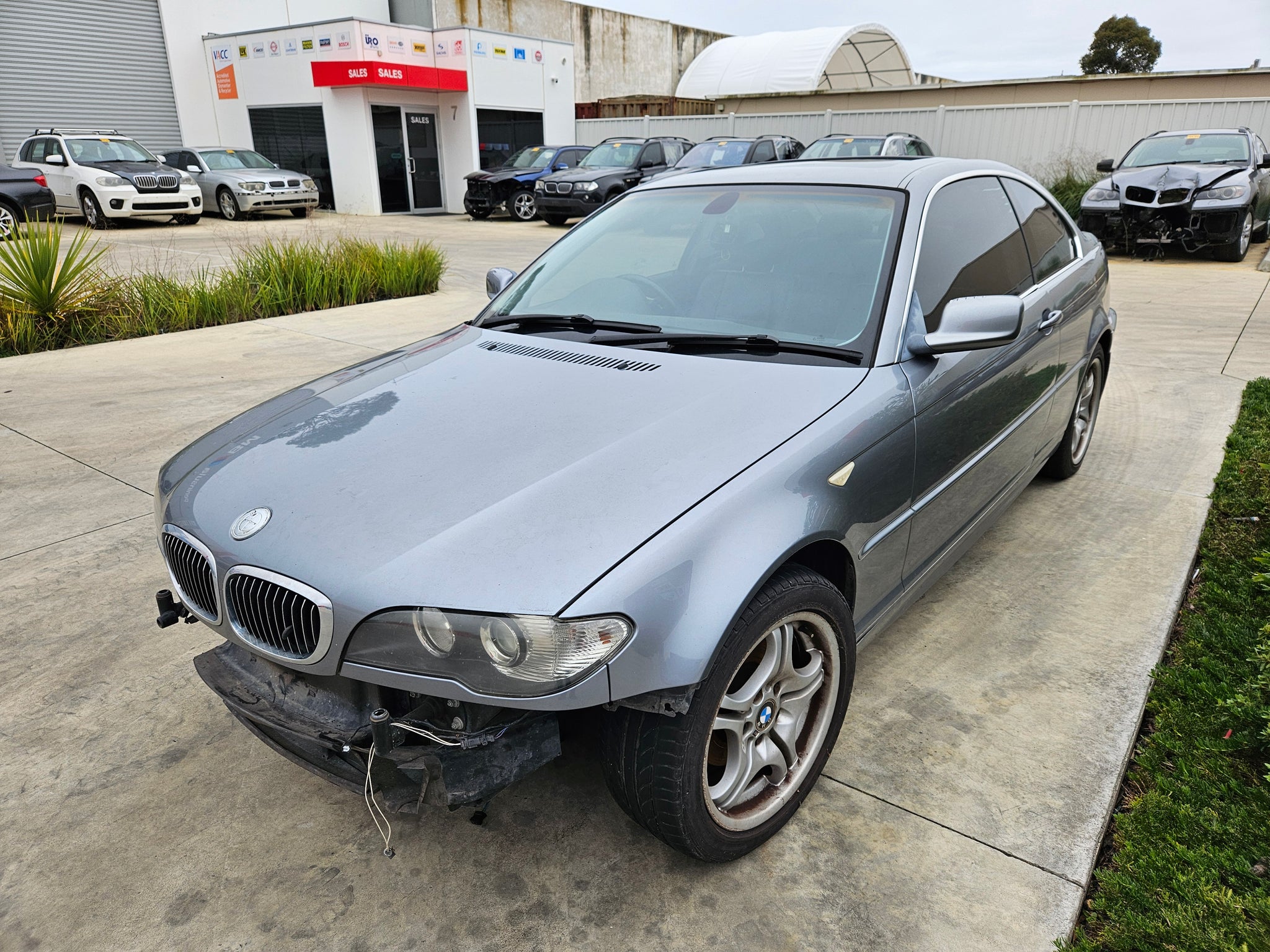 BMW Cars Dismantled - Wrecks at Peninsula BM