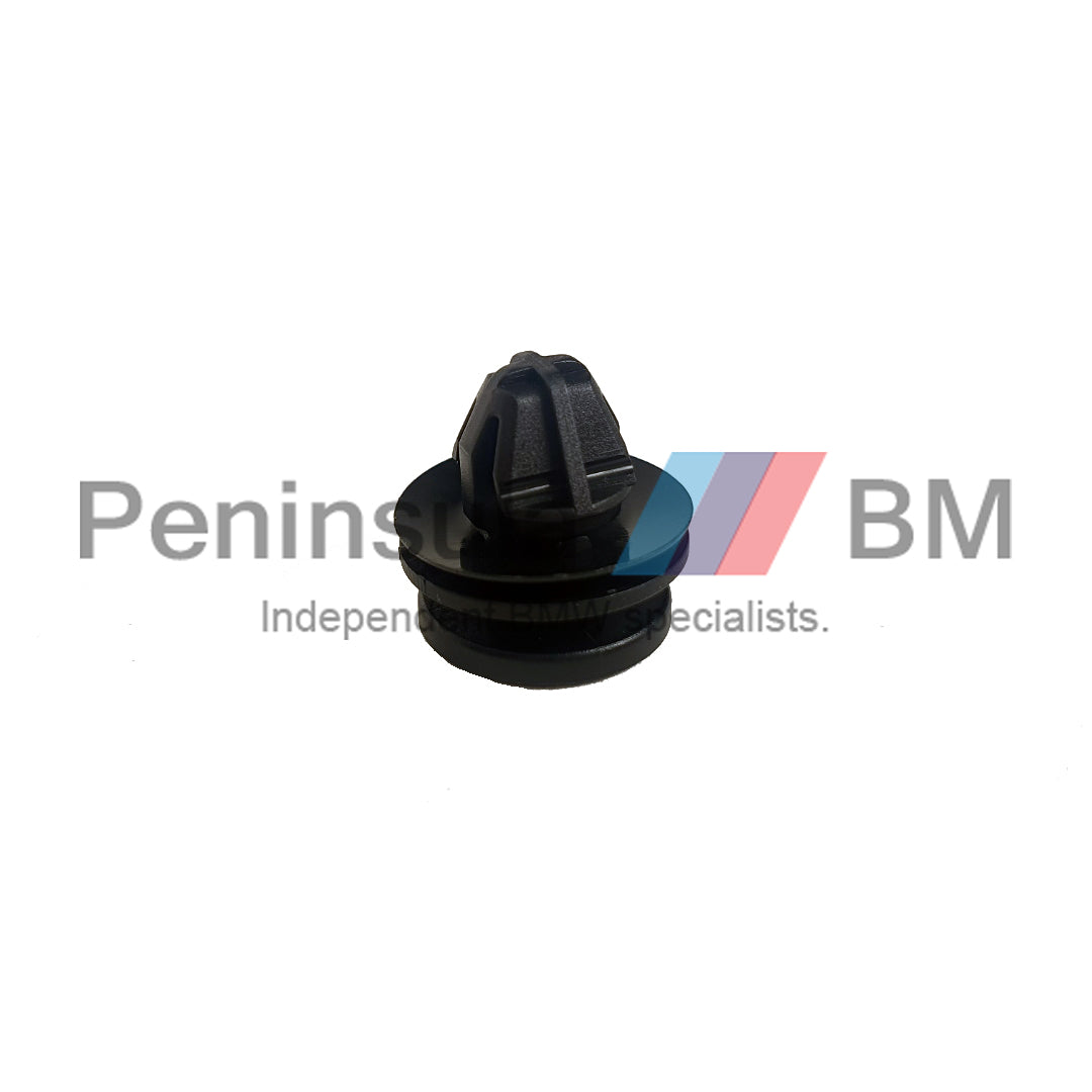 BMW Clip For Guard Grille E36 Z3 Genuine 51138399231 — Peninsula BM